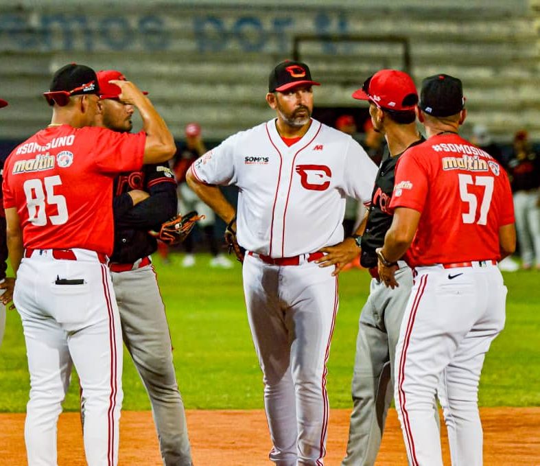 CARDENALES CONFIRMA CUERPO TÉCNICO - Cardenales de Lara B.B.C